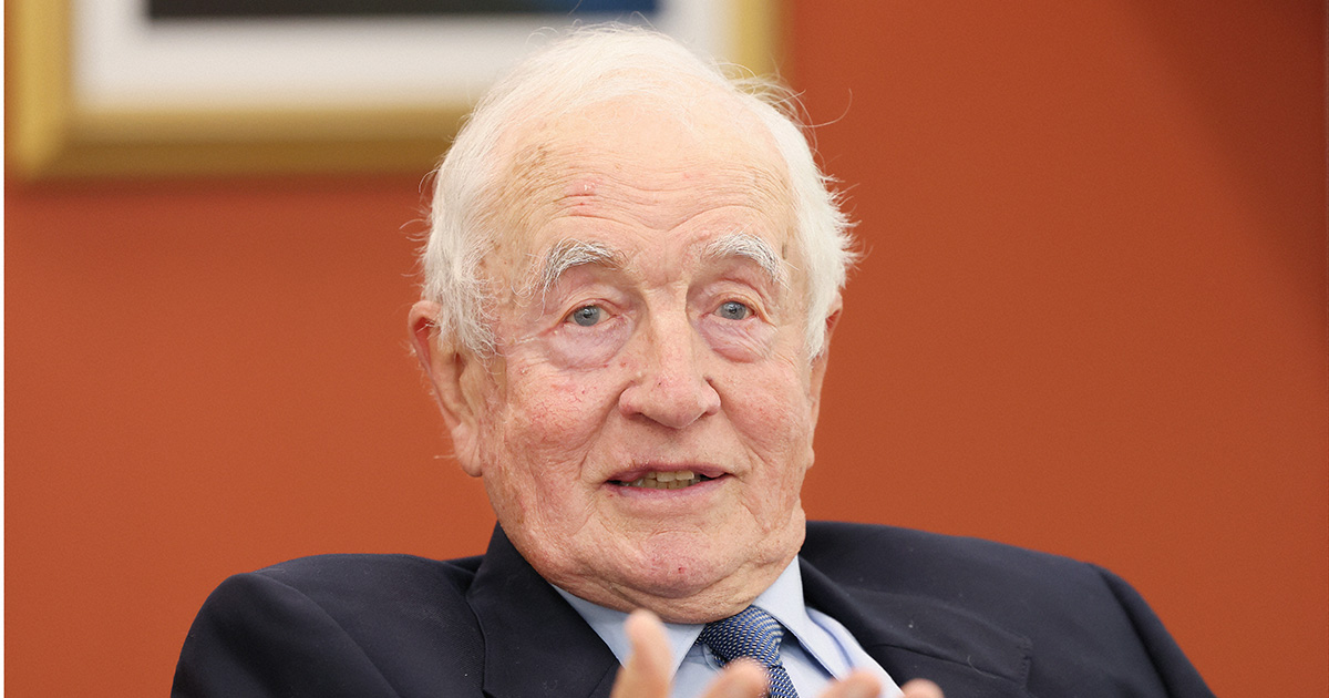 Entrevista con el profesor Stuart Rees | Sitio oficial de Daisaku Ikeda